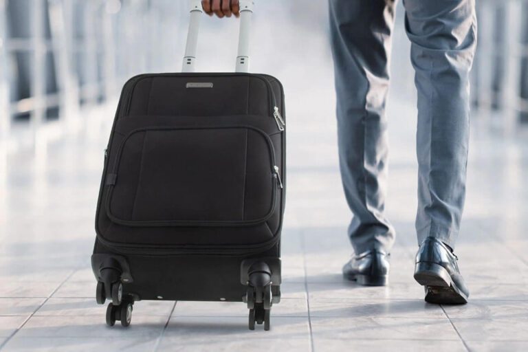 Best Luggage for Suits + The Key to Avoiding Wrinkles